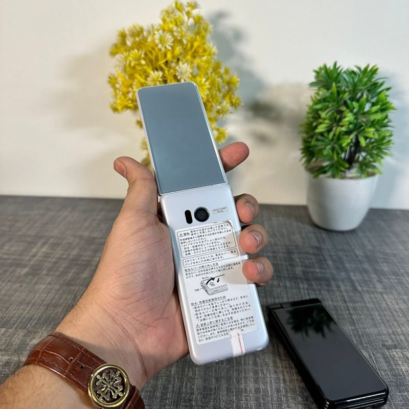 Sharp Aquos Keitai 2 | 8GB Storage | 1GB RAM | Qualcomm Snapdragon 210 ...